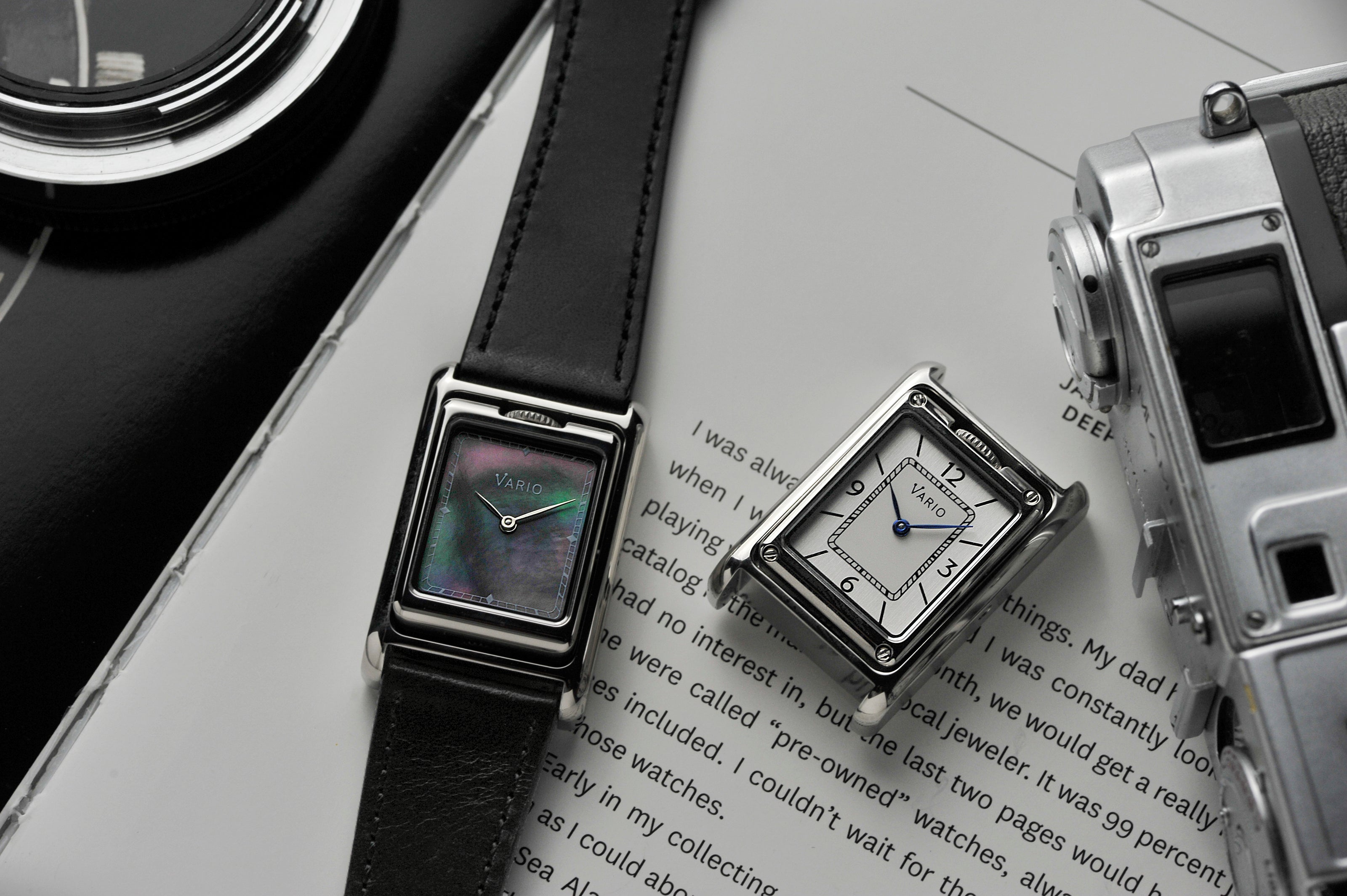 Vario VERSA Reversible Dual Time Silver-Black MoP Watch