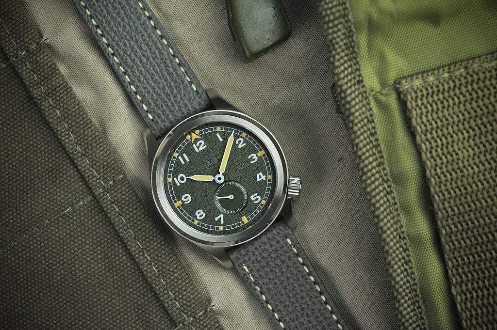 Vario 1945 D12 Army Green Field Watch