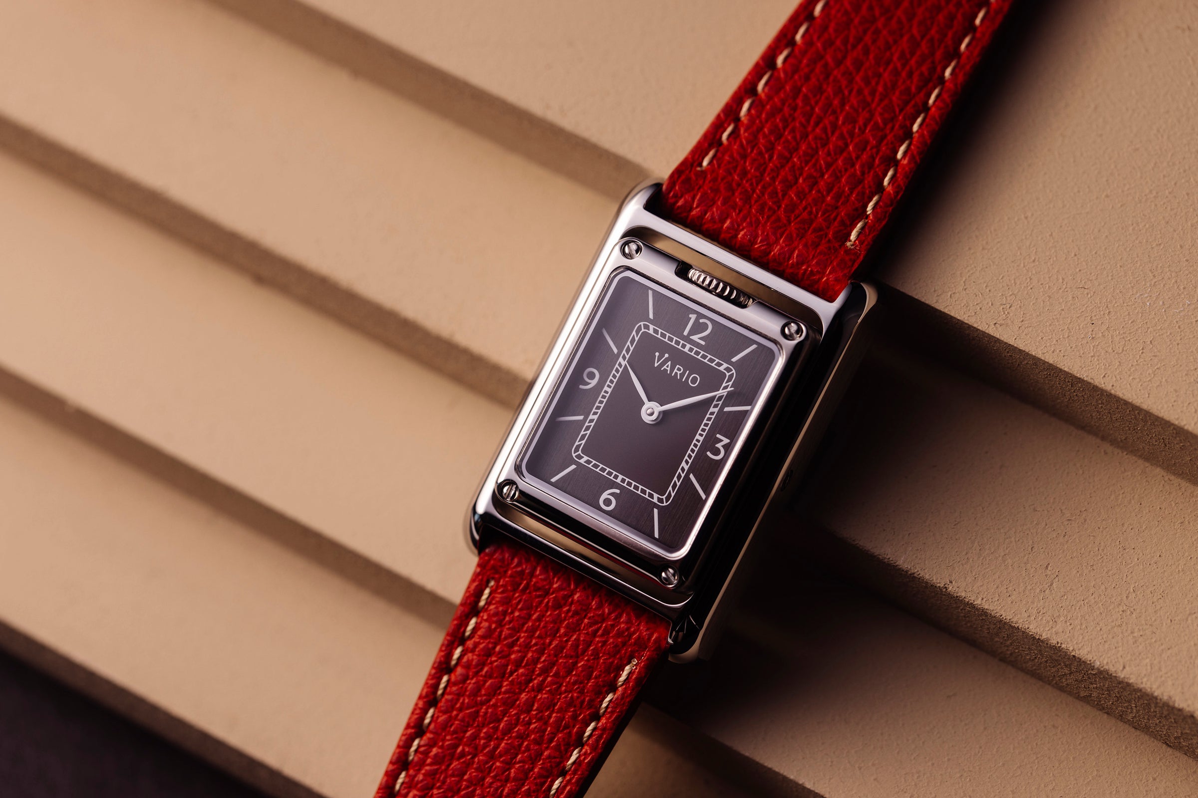 Vario VERSA Reversible Dual Time Gunmetal-White Watch